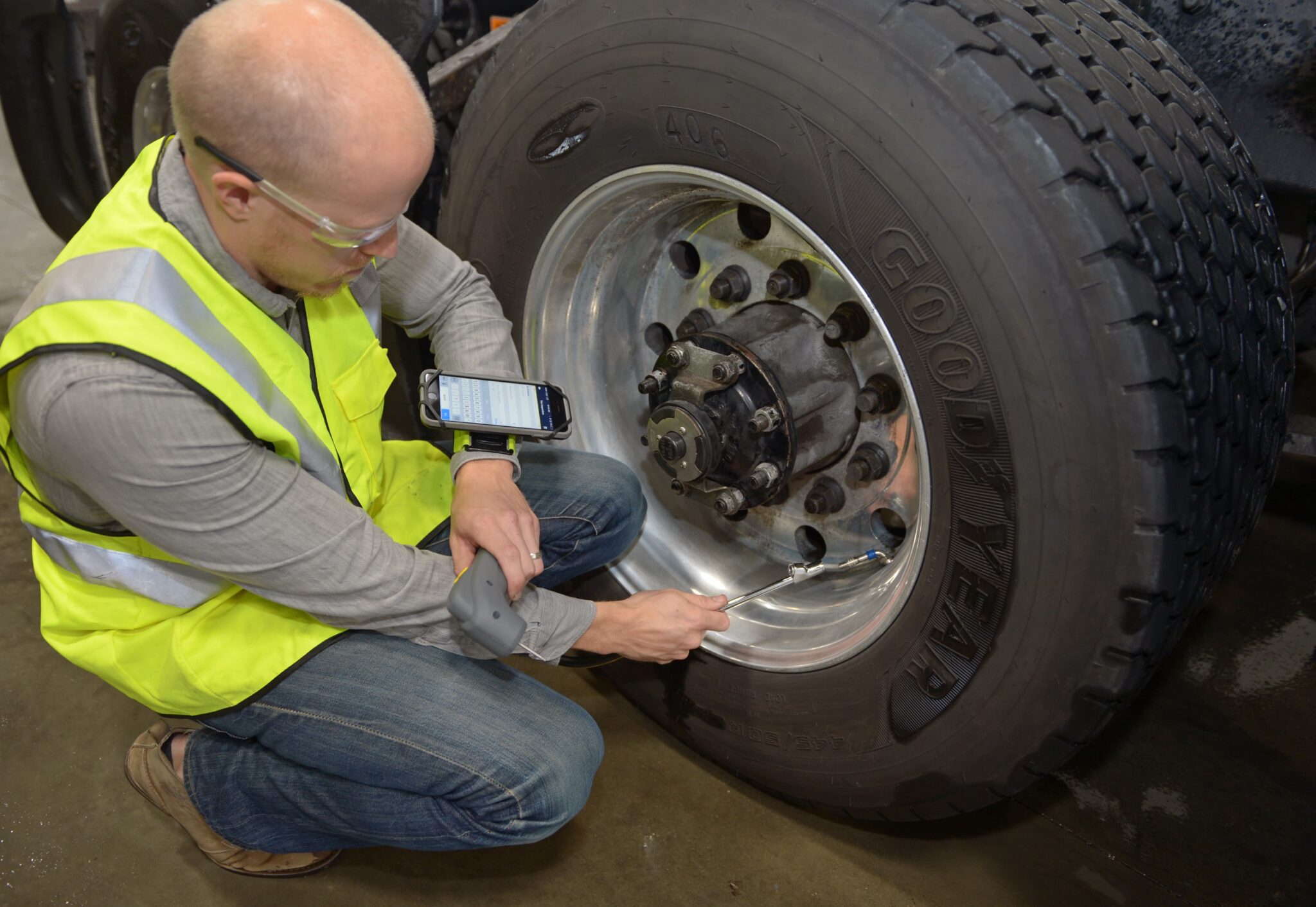 To prep for Roadcheck, Goodyear offering tire inspections, tire ...