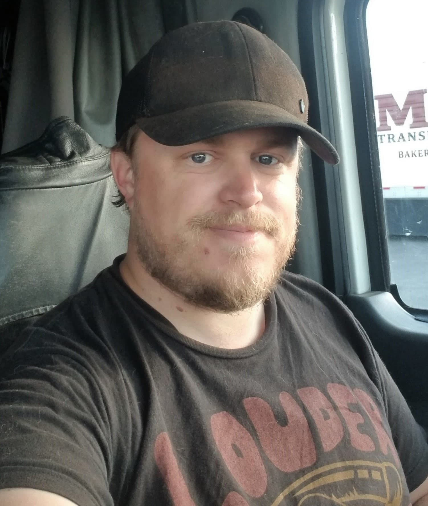 3 drivers named Highway Angels for on-the-job heroics - TheTrucker.com