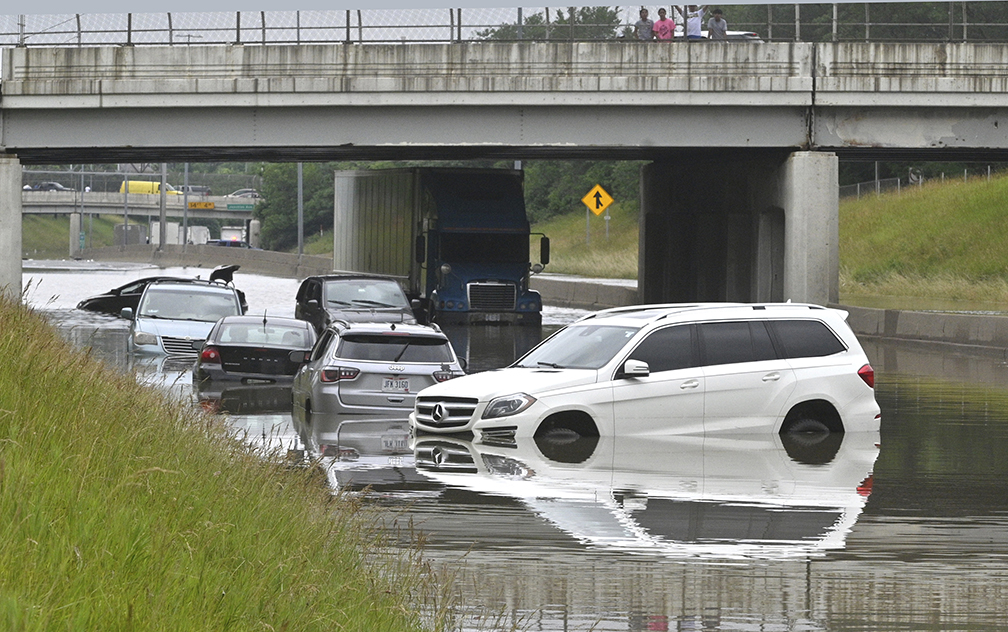 Part of I-94 in Detroit and Dearborn to reopen after flood - TheTrucker.com