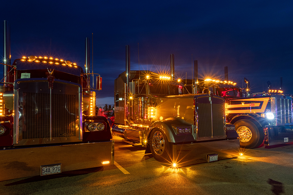 Custom Show Trucks Lights
