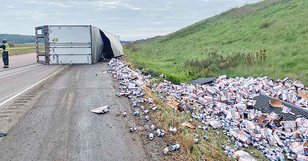 Beer spill causes hiccups on Wisconsin highway - TheTrucker.com