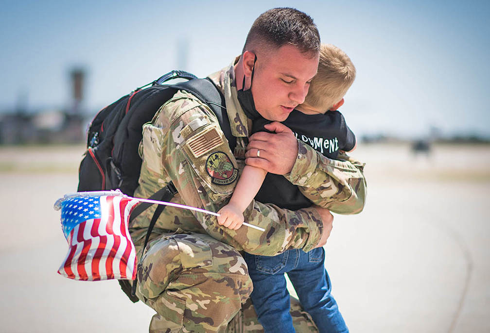 Love’s, Operation Homefront distribute holiday meal kits to military ...