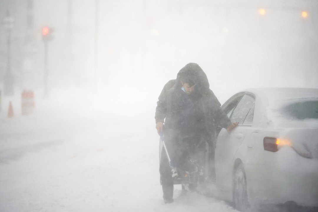 Winter storm lashes East Coast with deep snow, high winds - TheTrucker.com