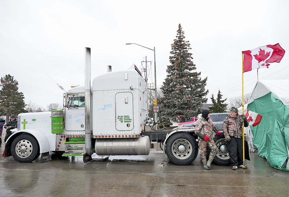 Canadian judge orders an end to blockade at border bridge - TheTrucker.com