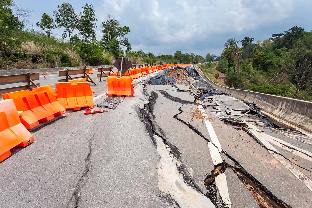 Earthquake Awareness Month: What to do if you're driving on shaking ...