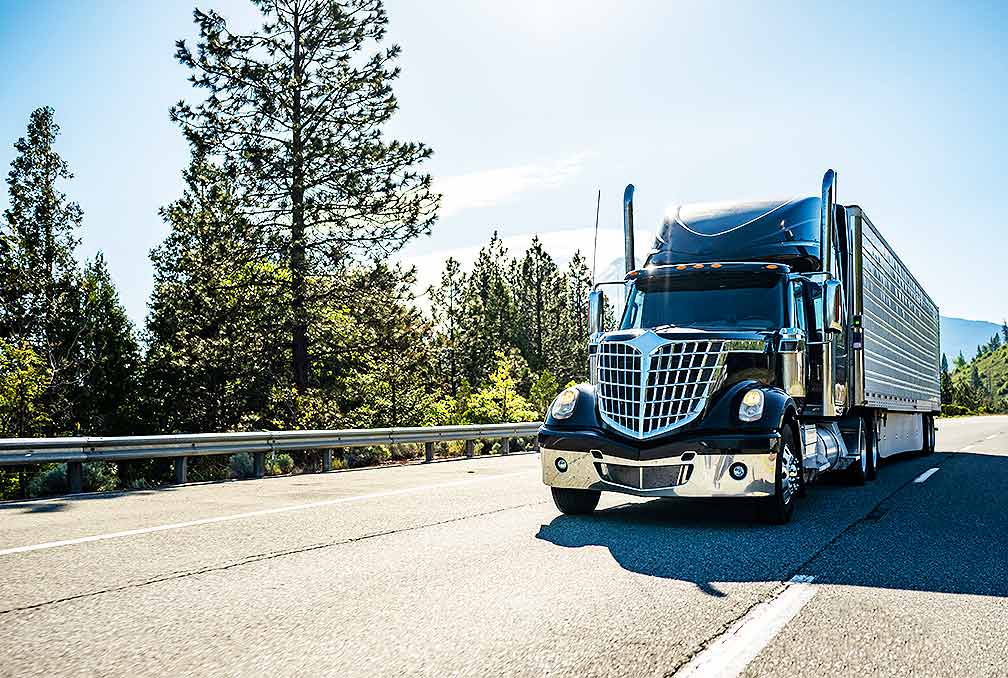 XPO Logistics unveils RXO as name for planned spin-off - TheTrucker.com