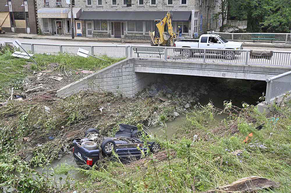 Infrastructure damage hampers flood recovery in Kentucky - TheTrucker.com