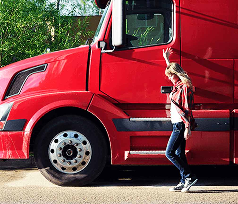 Owner-operators to face more challenging conditions, new survey says - TheTrucker.com