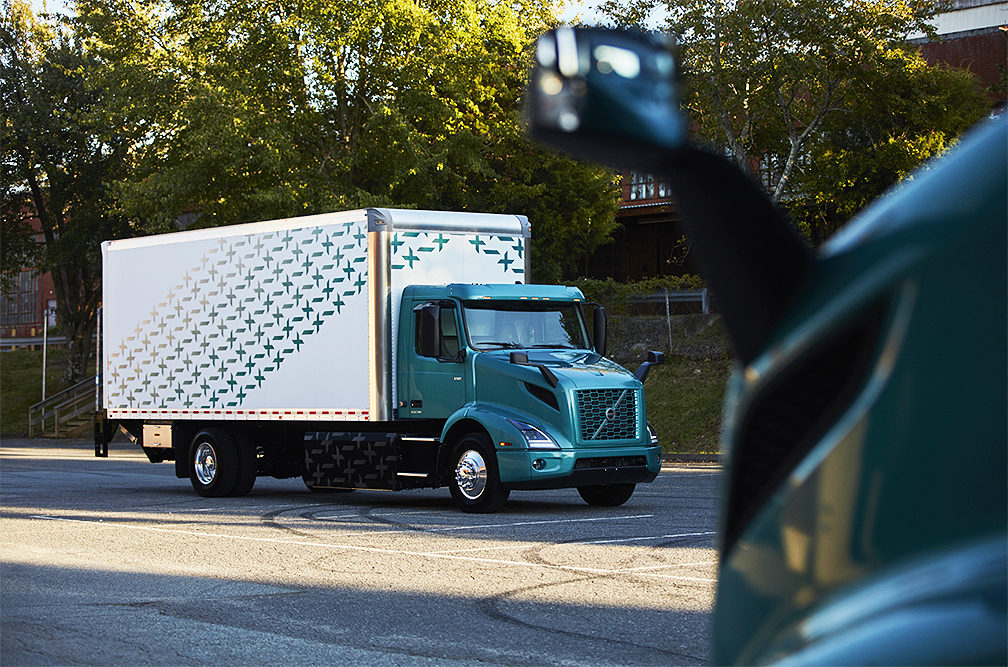 Volvo VNR electric trucks deployed in South Bronx thanks to $10M clean ...