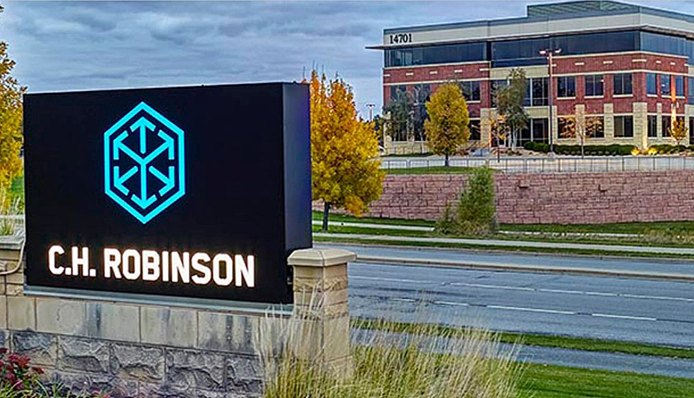 CH Robinson names interim CEO after Biesterfeld steps down - TheTrucker.com