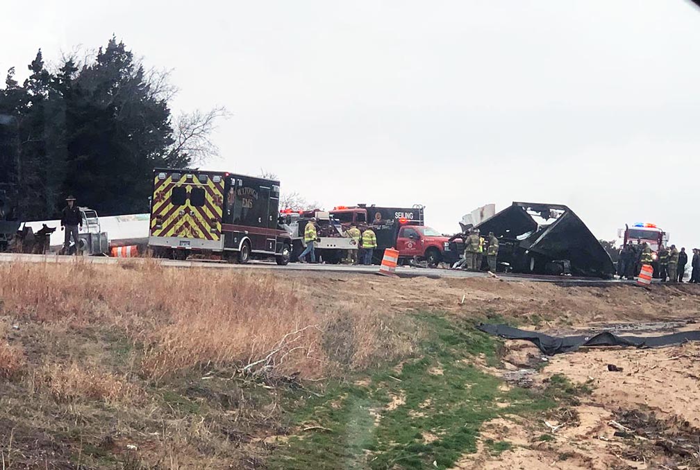 Wreck claims lives of 2 truck drivers in Oklahoma - TheTrucker.com