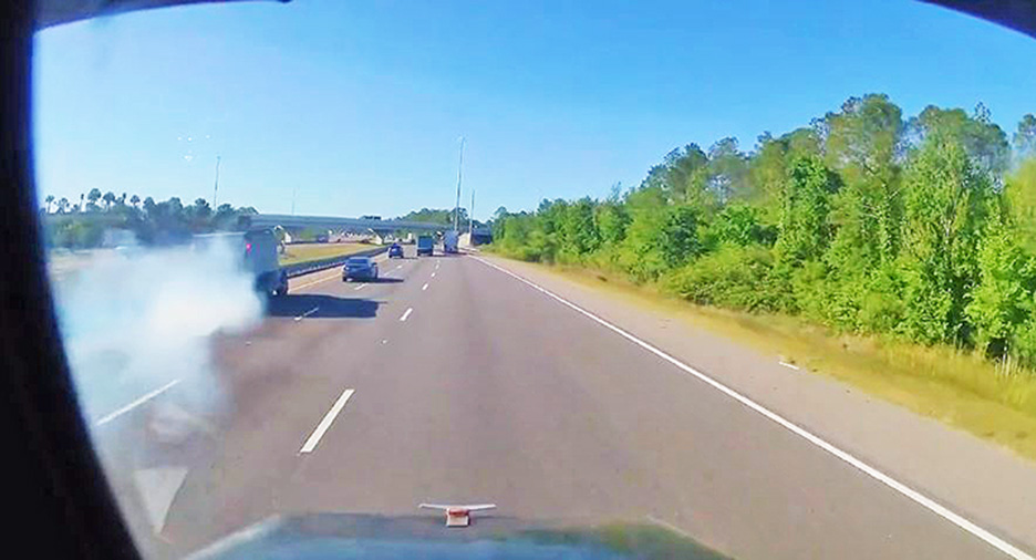 Florida cops looking for car that caused multi-big rig crash ...