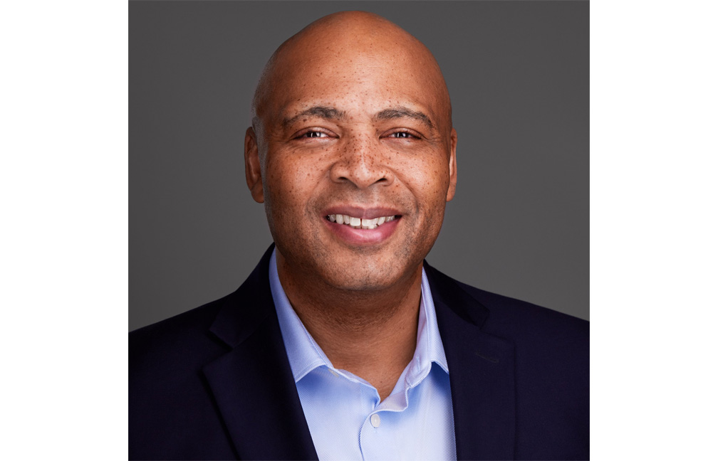 CH Robinson appoints Dave Bozeman to CEO position - TheTrucker.com