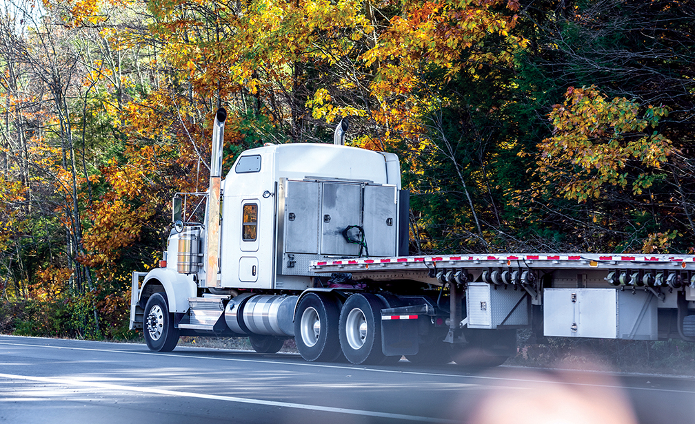 Trucking’s peak season off to a ‘muted start,’ say analysts ...