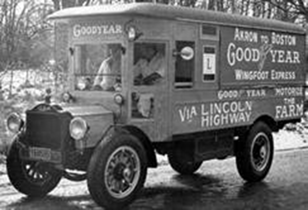 6 trucking industry pioneers honored - TheTrucker.com