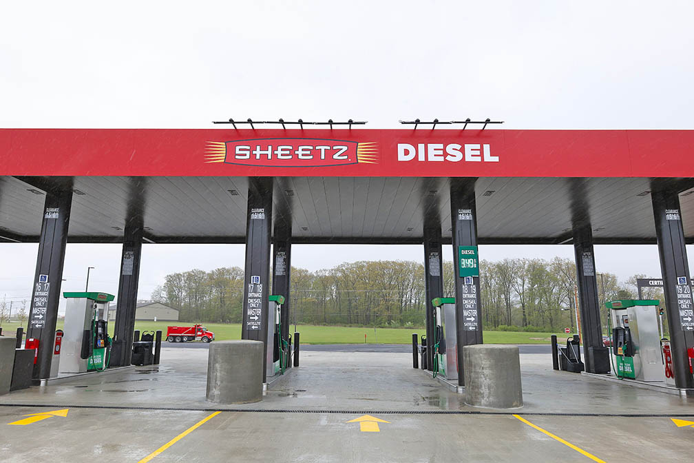 Newest Sheetz location features 25 free truck parking spaces ...