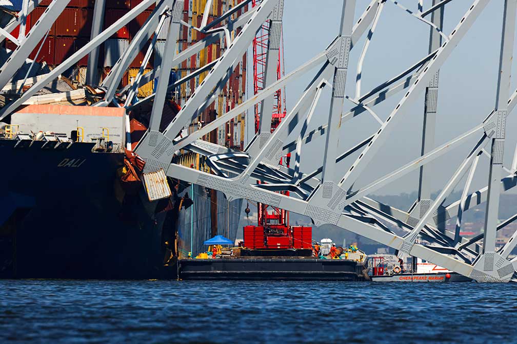 Ship that caused bridge collapse had apparent electrical issues while ...