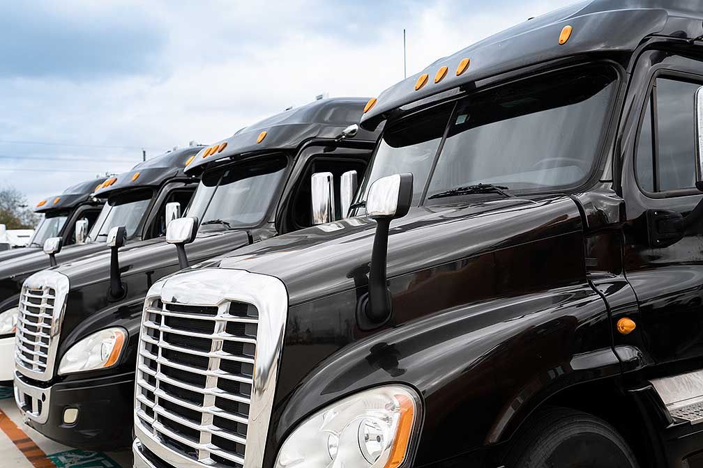 Used truck prices lower in weakened freight market; Class 8 sales slow ...