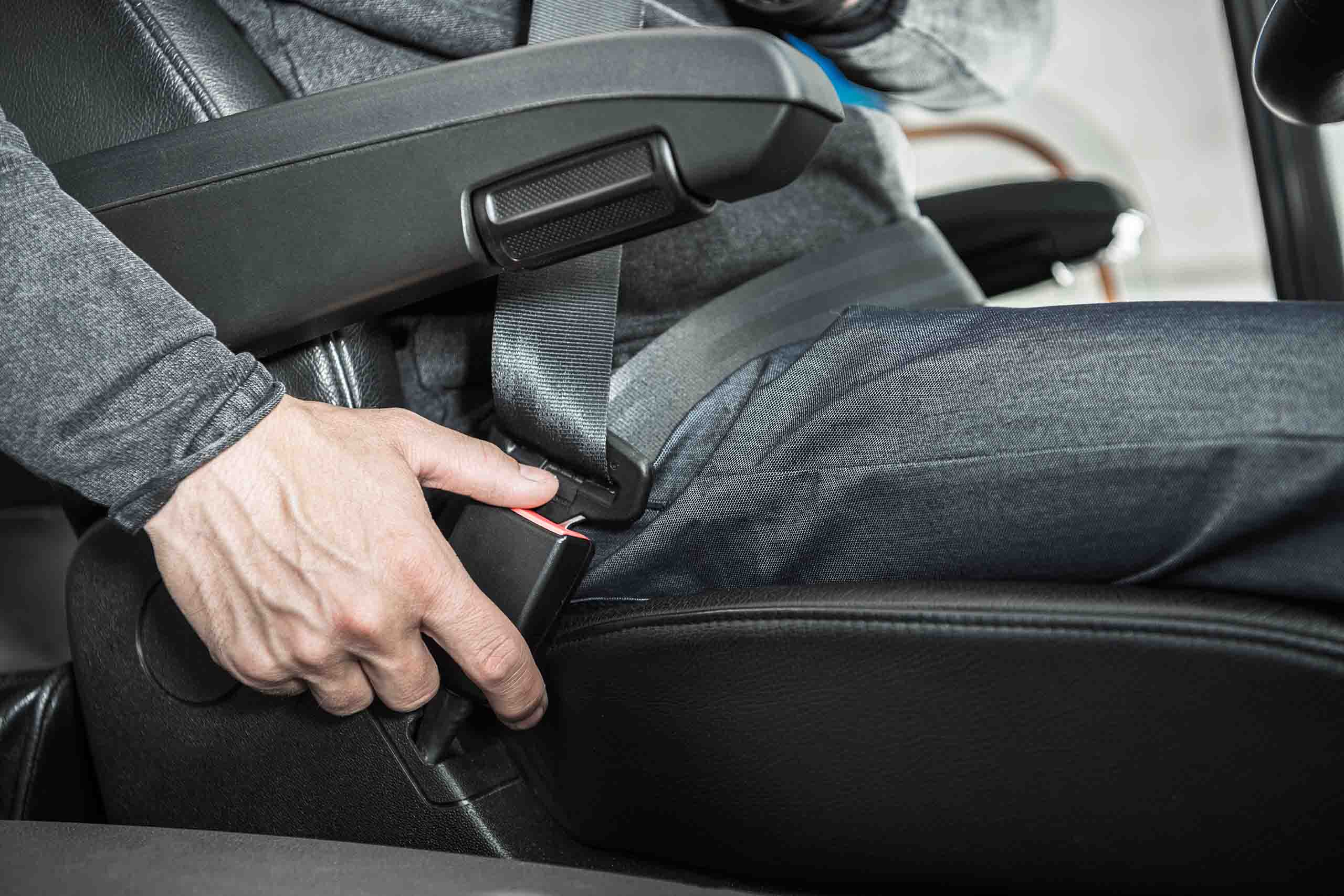 E-SMART debuts new smart seat belt - TheTrucker.com