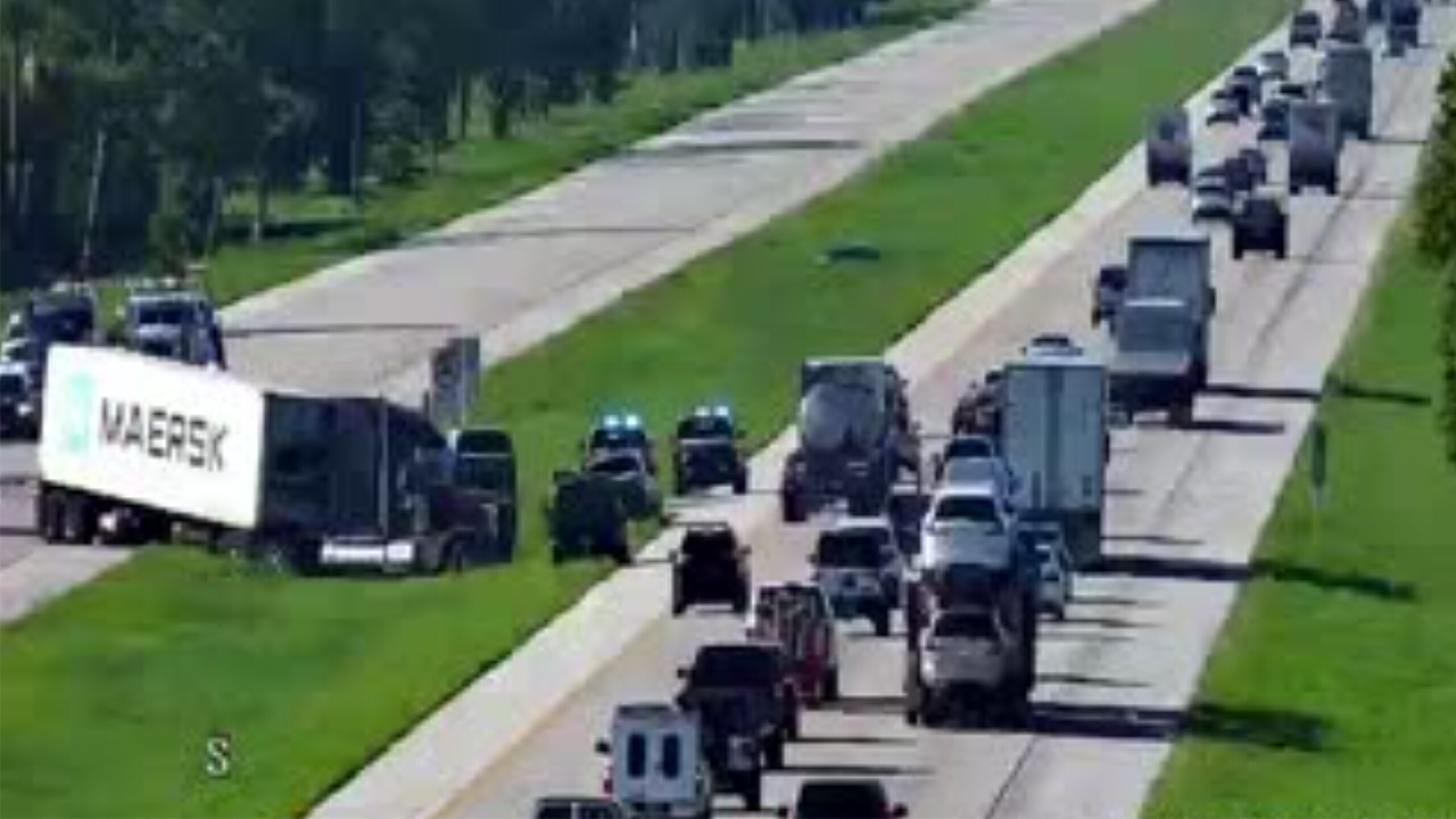 Multi-vehicle accident in Florida involving semi-truck leaves 4 dead ...