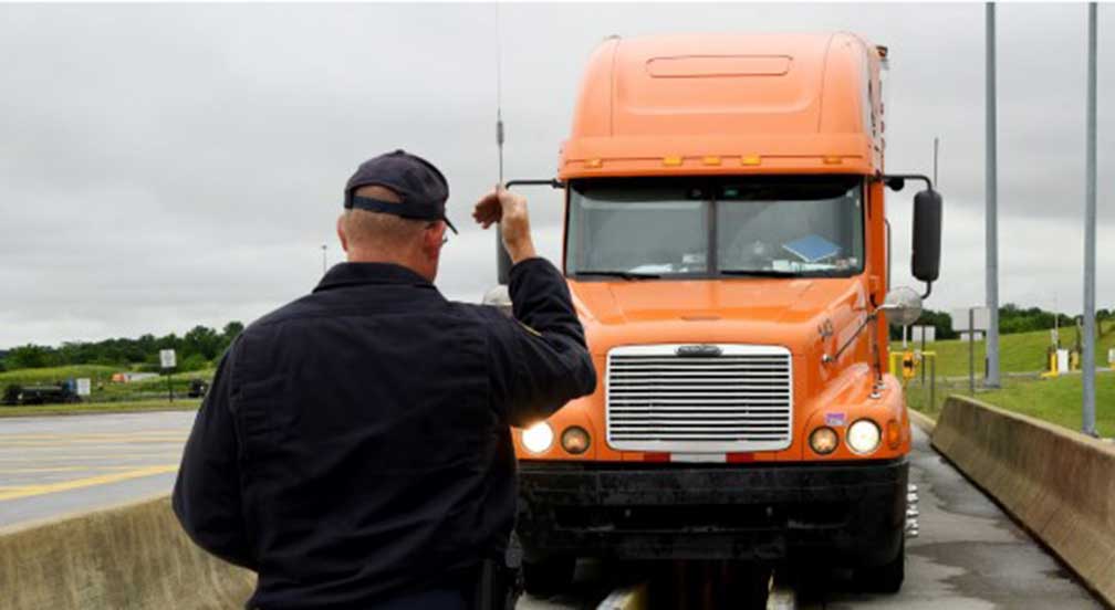 CVSA's 2024 International Roadcheck results in 9,345 CMVs, 2,290 ...