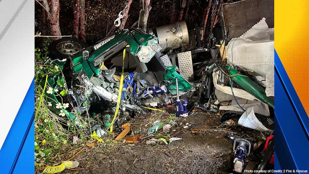 Semi-truck driver seriously hurt in rollover crash with pickup truck in ...