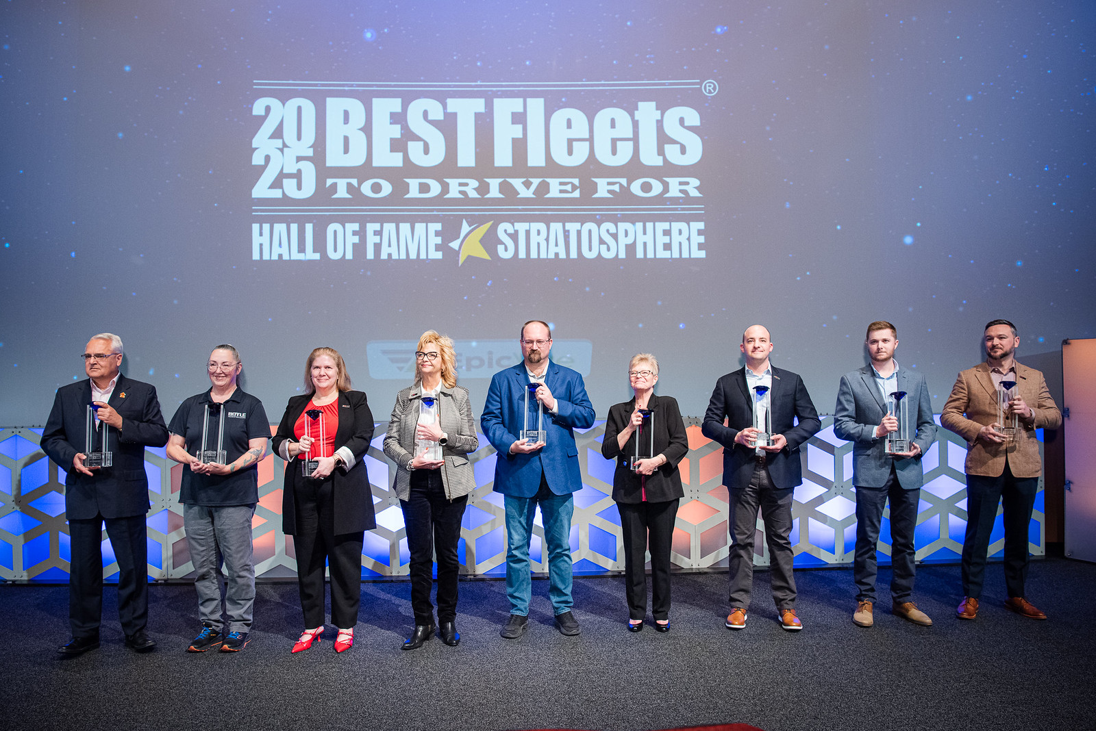 CarriersEdge announces 2025 Best Fleets to Drive For - TheTrucker.com