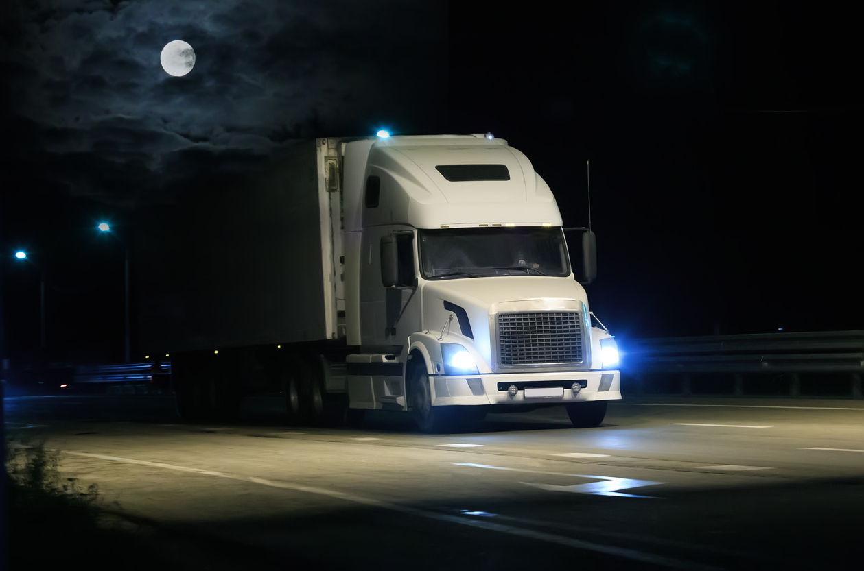 FTR’s Trucking Conditions Index barely moves in April - TheTrucker.com