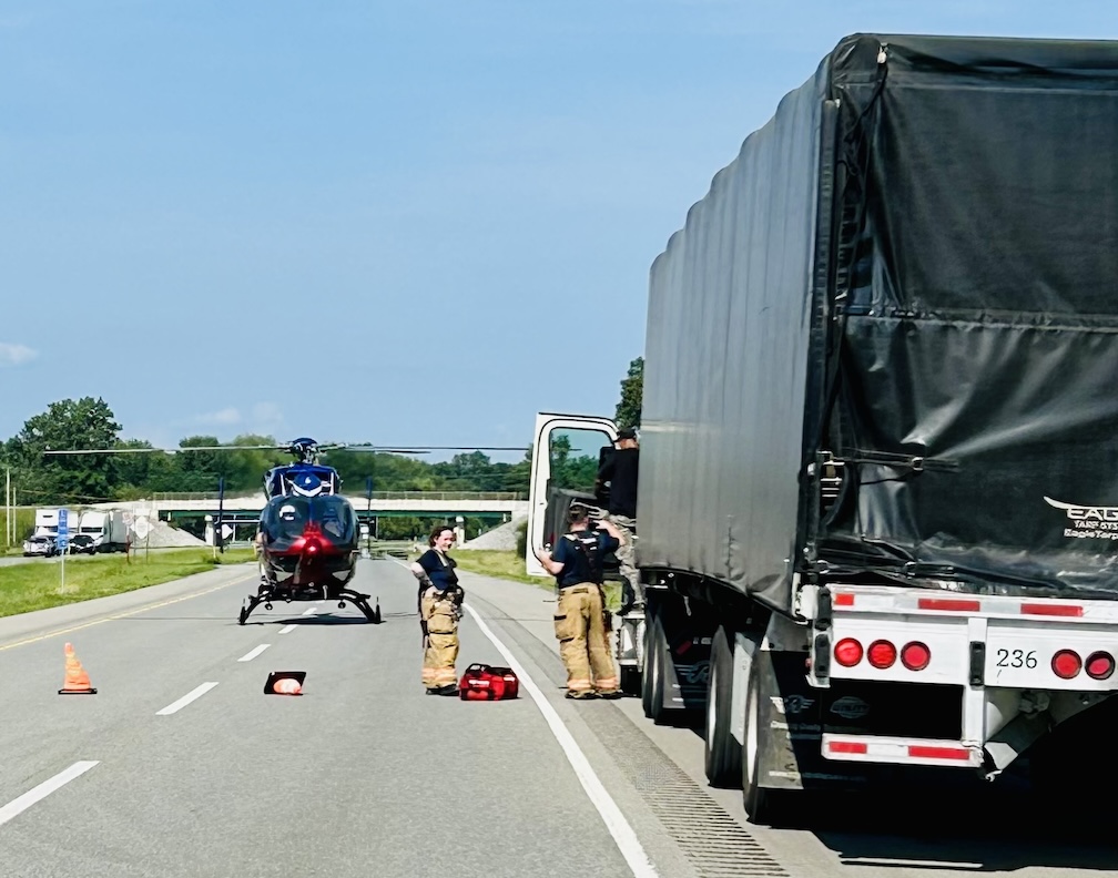 Pickup vs. Freightliner: Crash shuts down portion of Indiana Toll Road ...