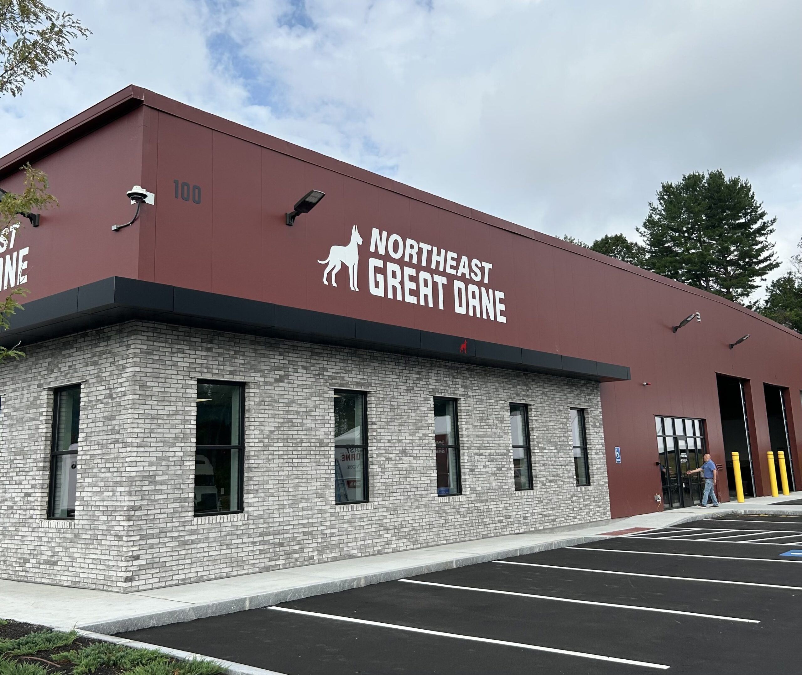 Northeast Great Dane Launches New Facility in Sutton, Mass. - TheTrucker.com