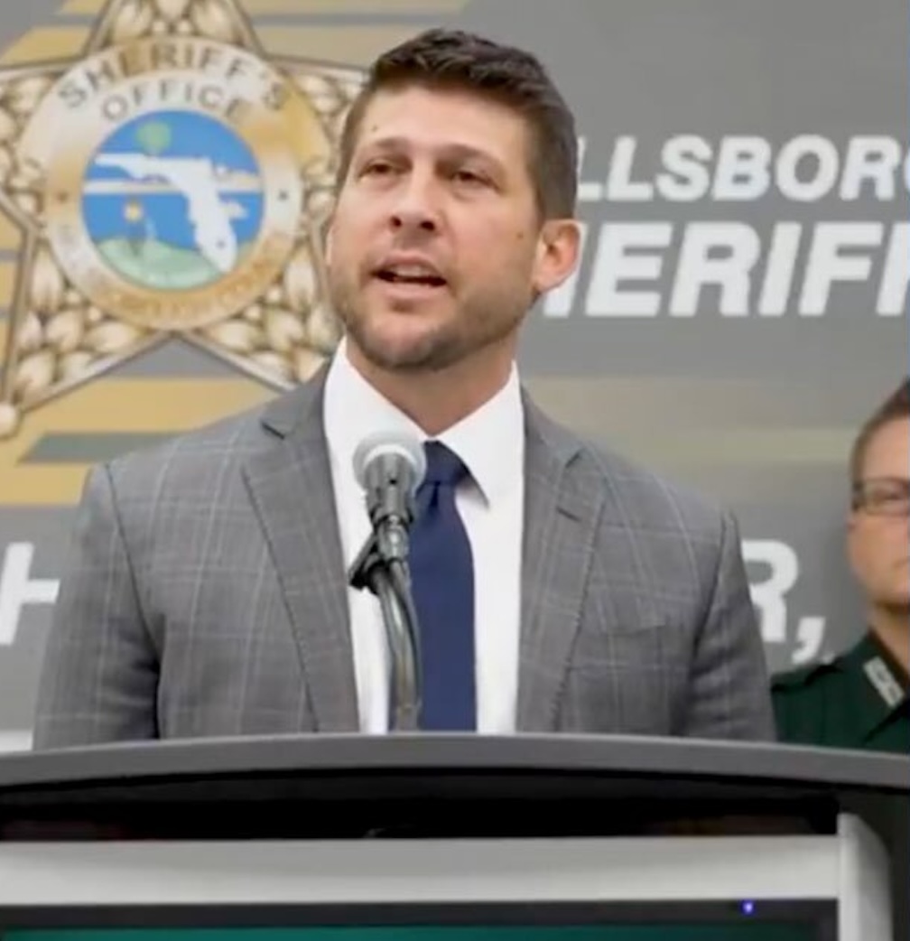 Florida AG going after employer of illegal U-turn driver - TheTrucker.com