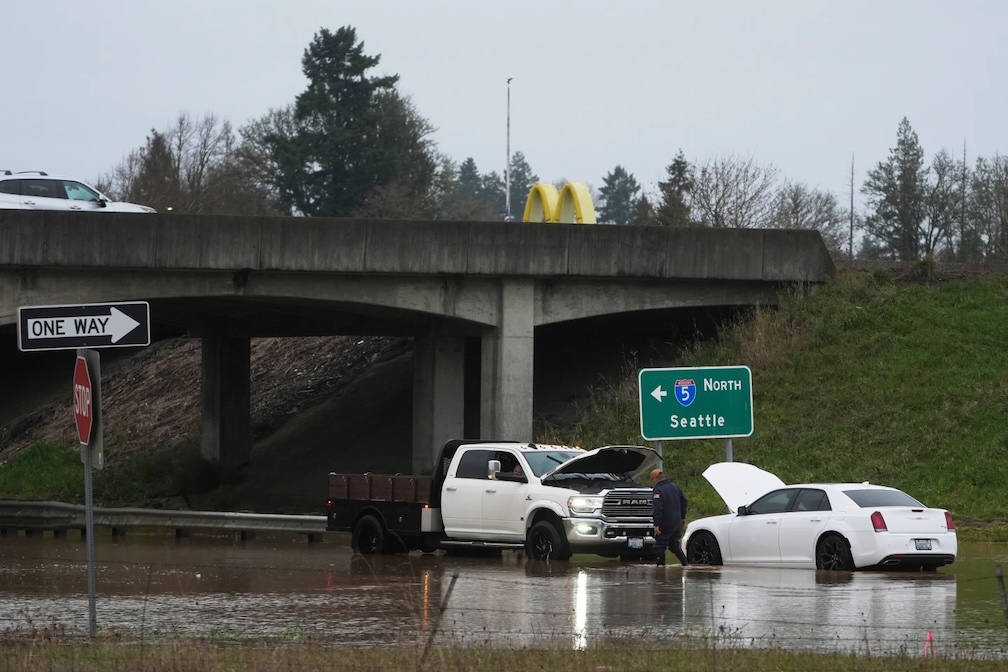 Washington state under emergency as torrential rain triggers floods ...