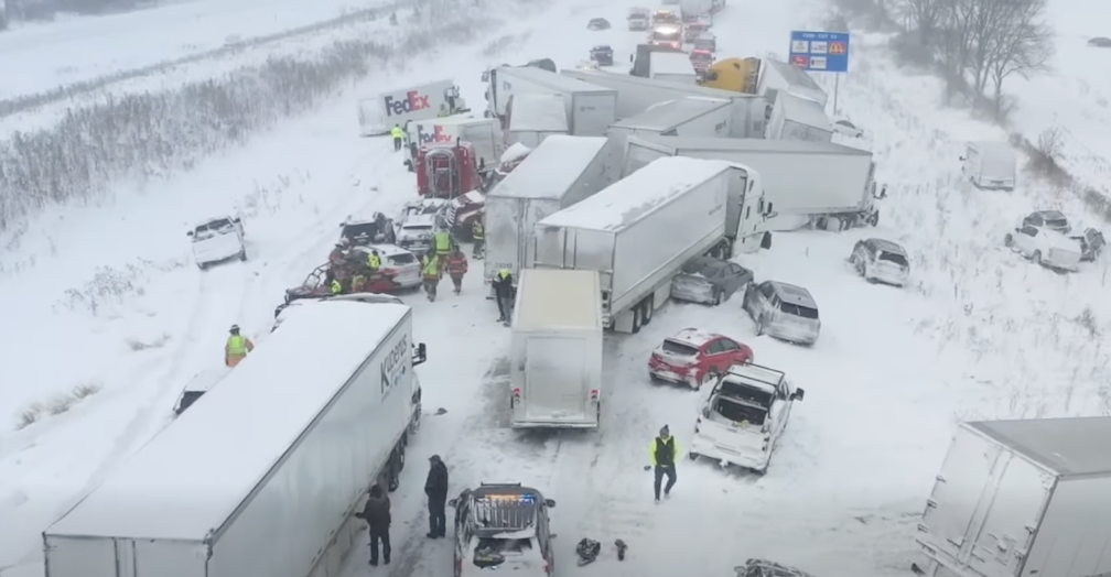 Massive 100-vehicle pileup in Michigan as snowstorm moves across the ...
