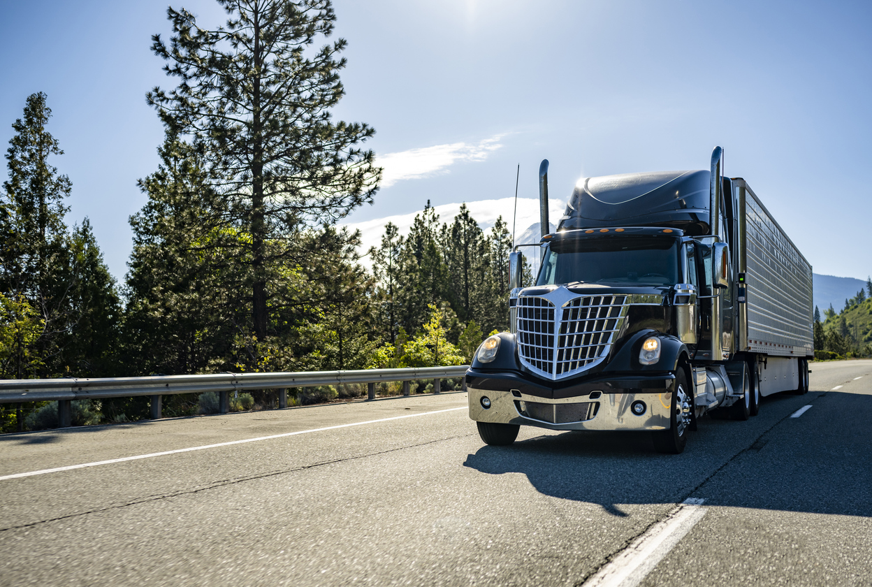 FTR, Truckstop: Spot rates remain strong in latest week - TheTrucker.com